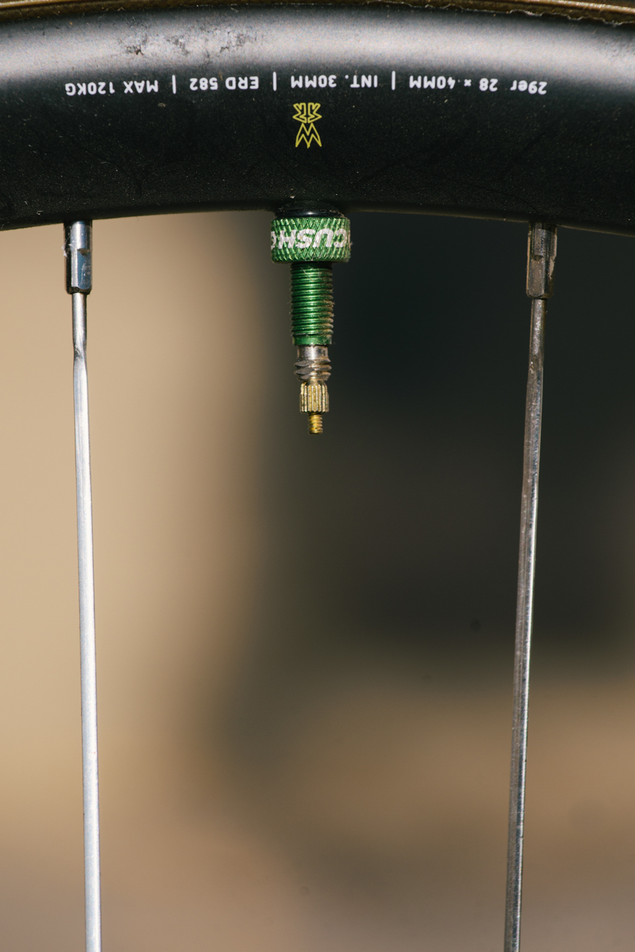 Moné Bikes La Roca V2: Braze Jah Part Deux – Spencer Harding | The ...