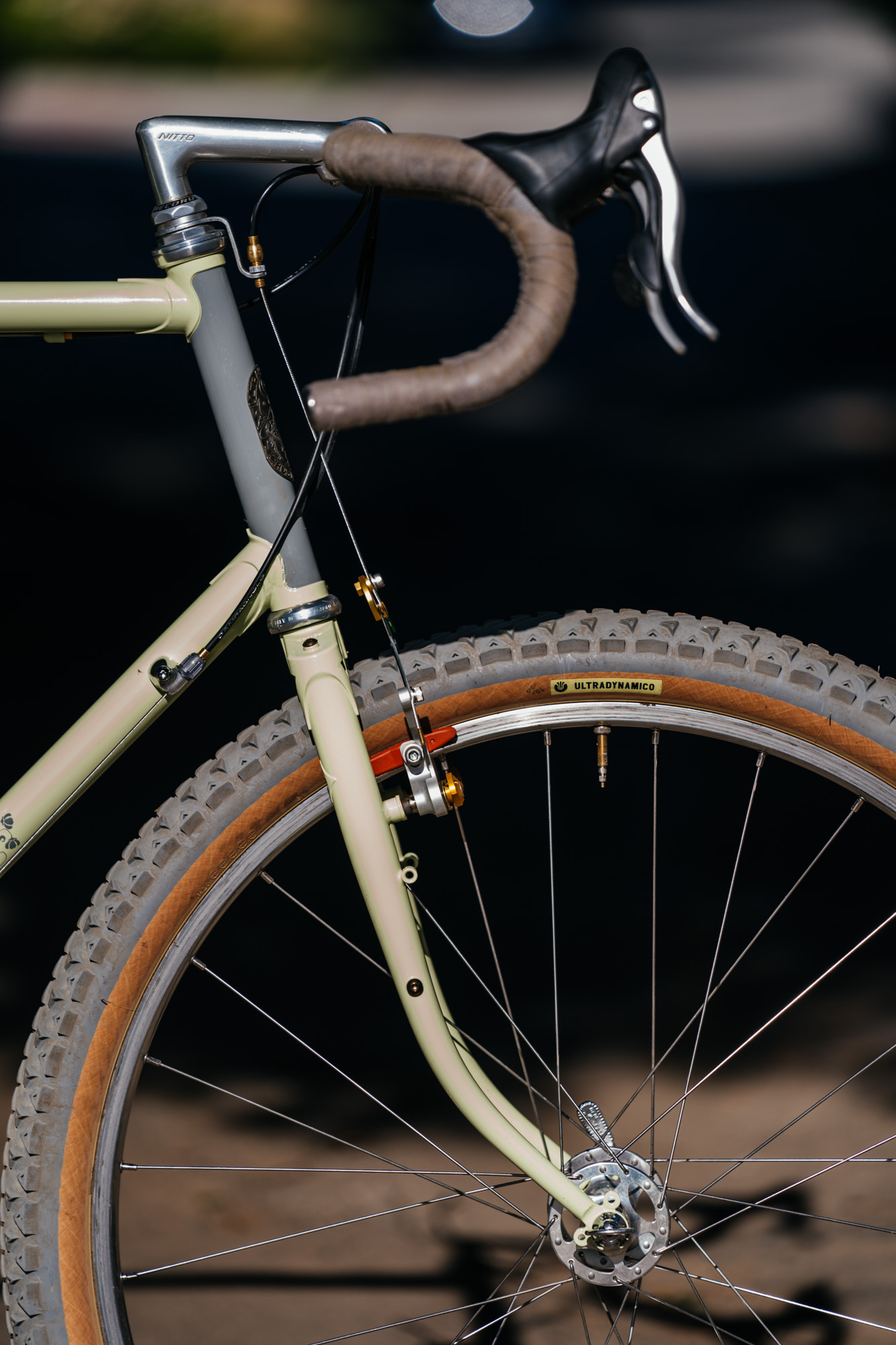 Fast Patrick’s Crust Bikes Romanceür with 11-Speed Campagnolo Centaur ...