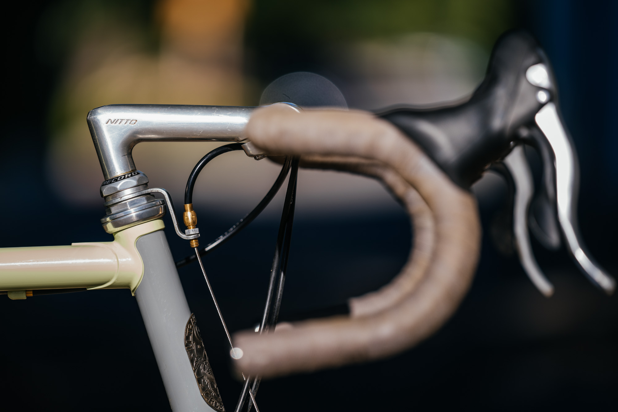 Fast Patrick’s Crust Bikes Romanceür with 11-Speed Campagnolo Centaur ...