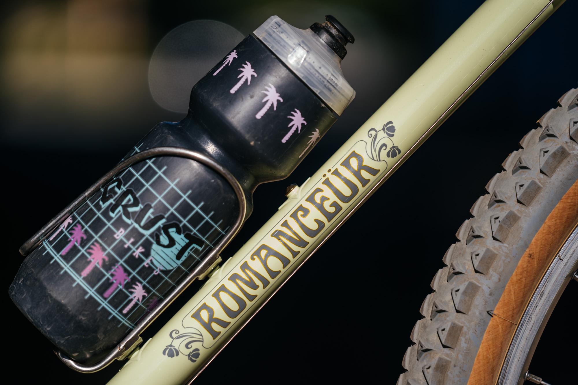 Fast Patrick’s Crust Bikes Romanceür with 11-Speed Campagnolo Centaur ...