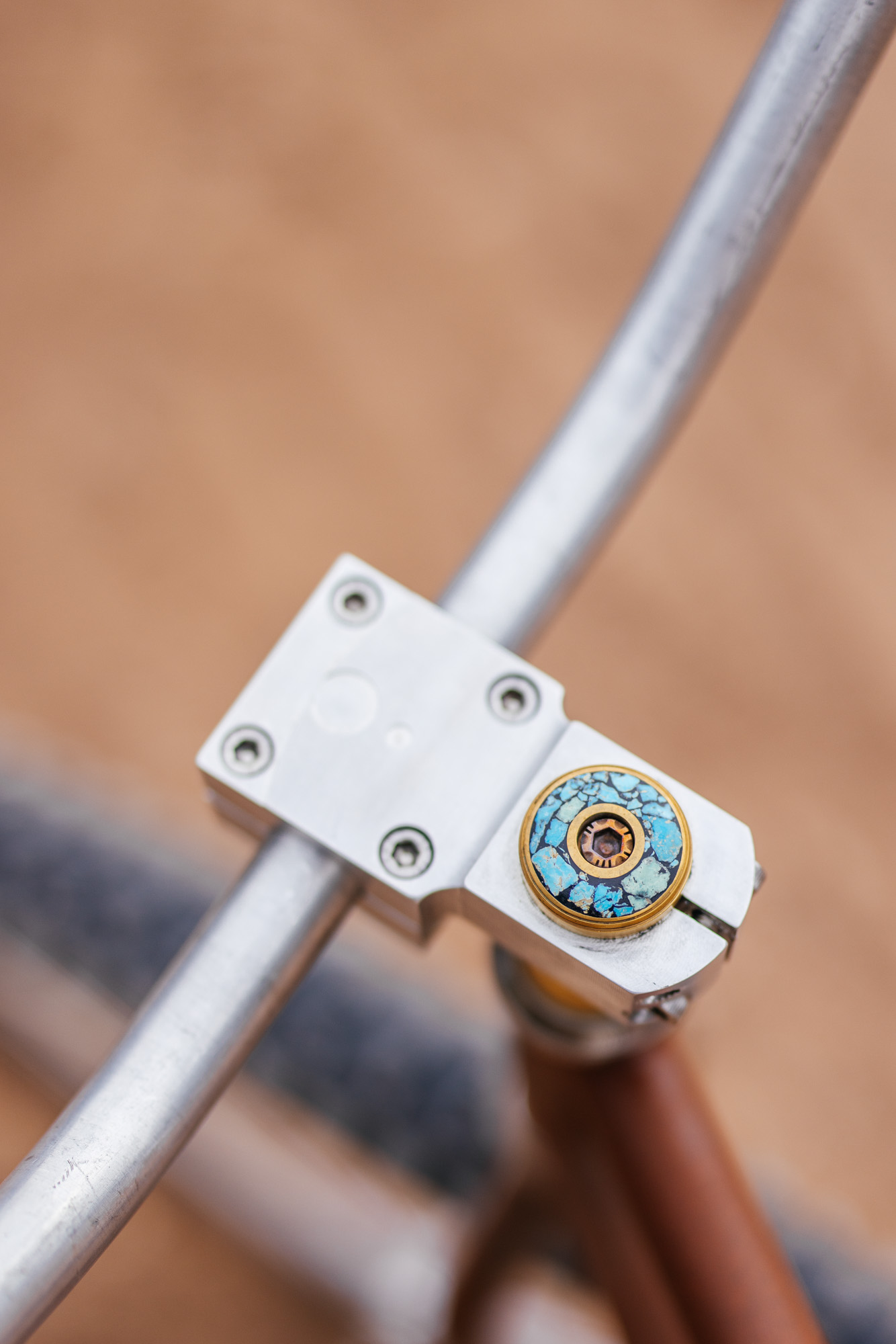 Monē Bikes SB2 Review: Cruisin’ for a Bruisin’ – John Watson & Cari ...