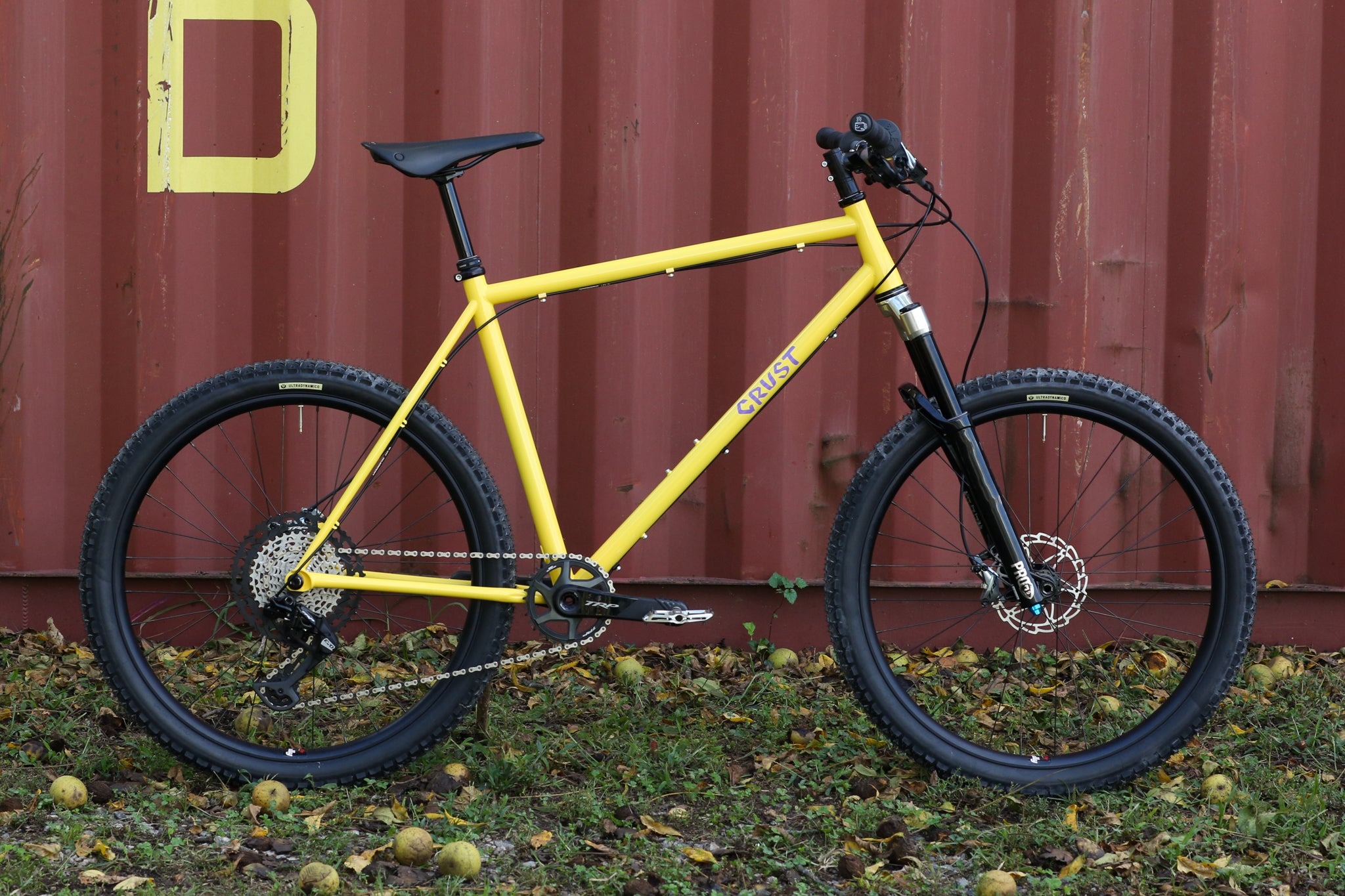 The Crust Bikes Dakar is a 26″ Wheel 120 mm Travel Touring Hardtail ...