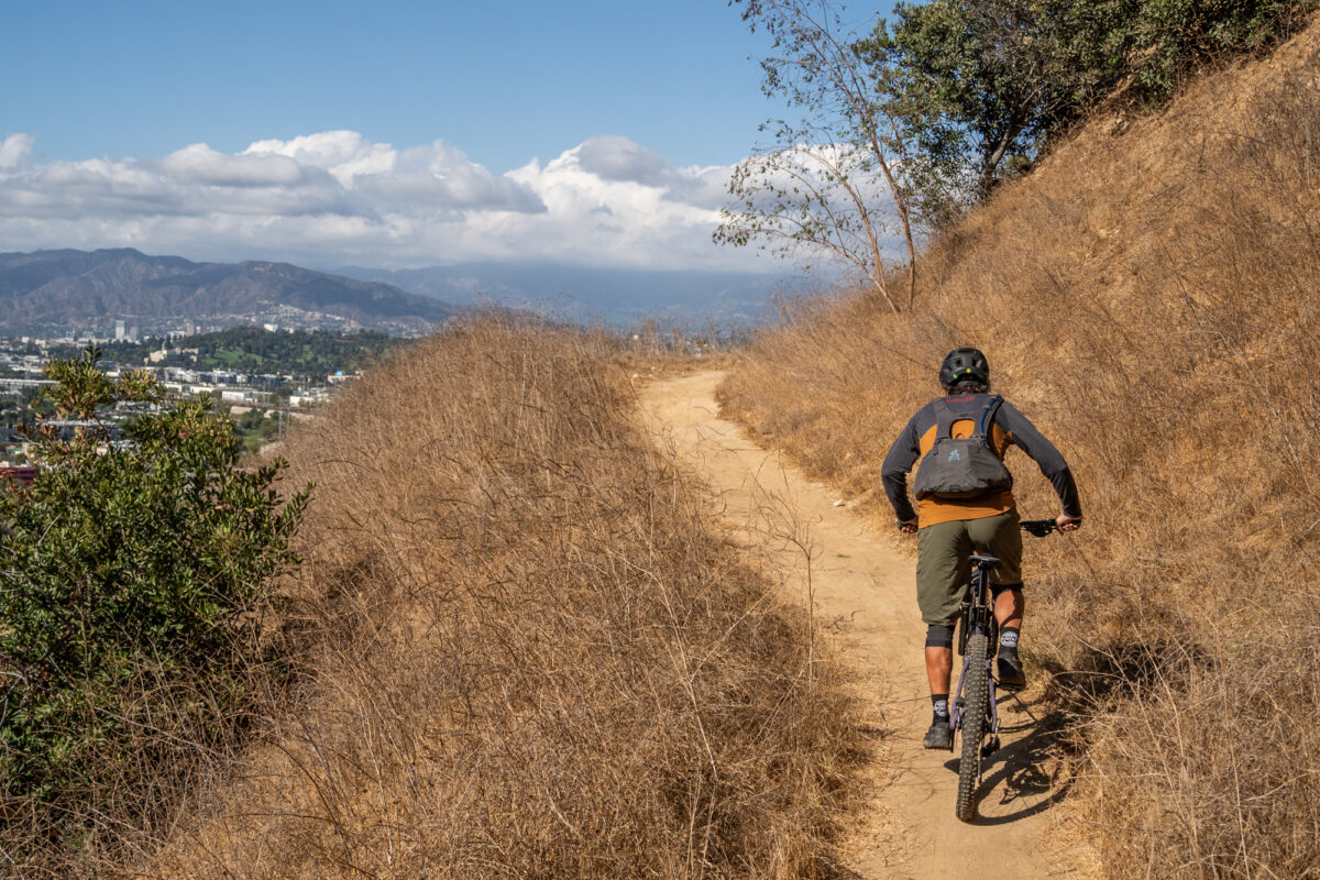 Arctos Epic 10.3 Hydration Pack Review: A New Low – Travis Engel | The ...
