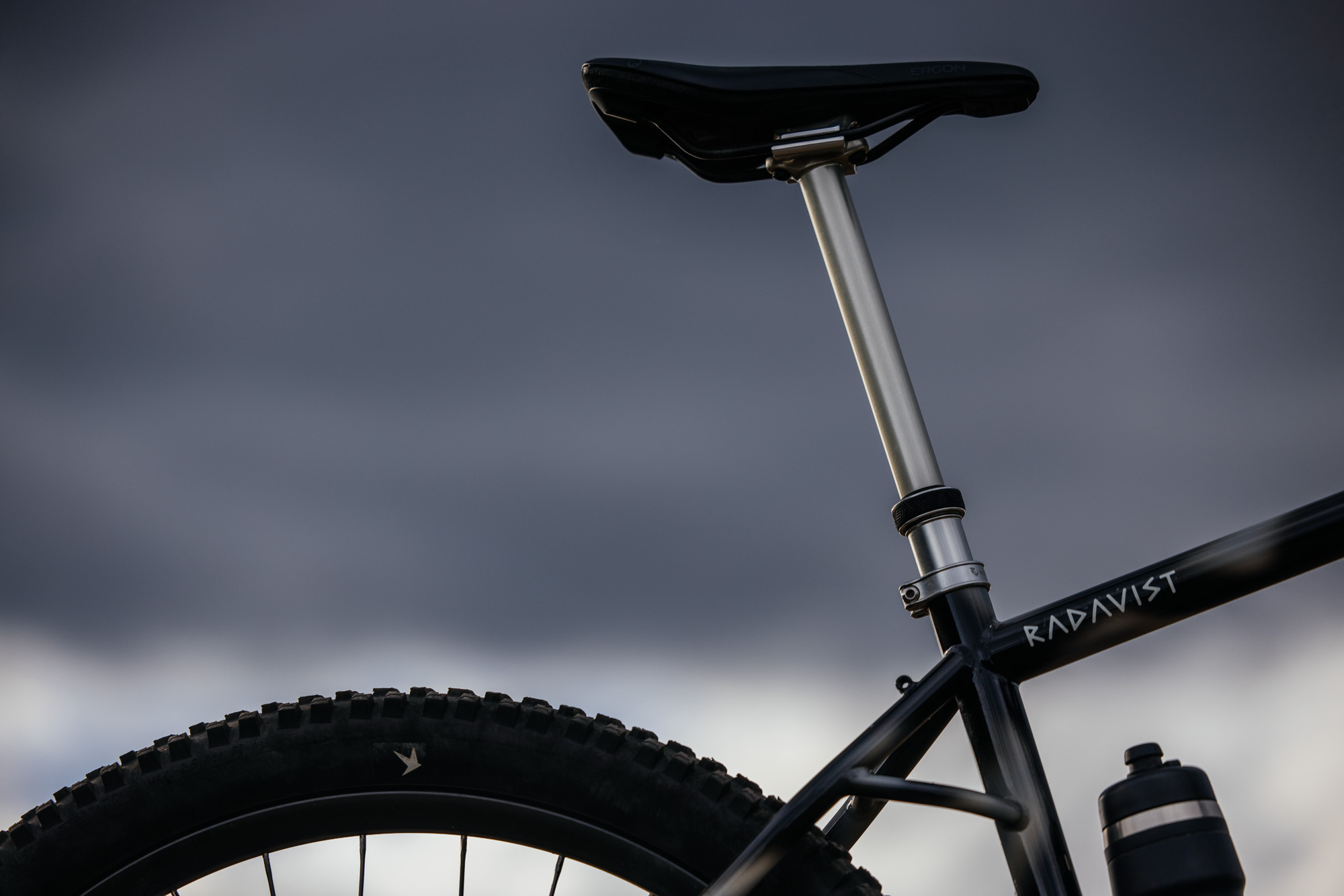 PNW Components Loam Dropper Post Gen 2 Review: Andúril – John Watson | The Radavist | A group of ...