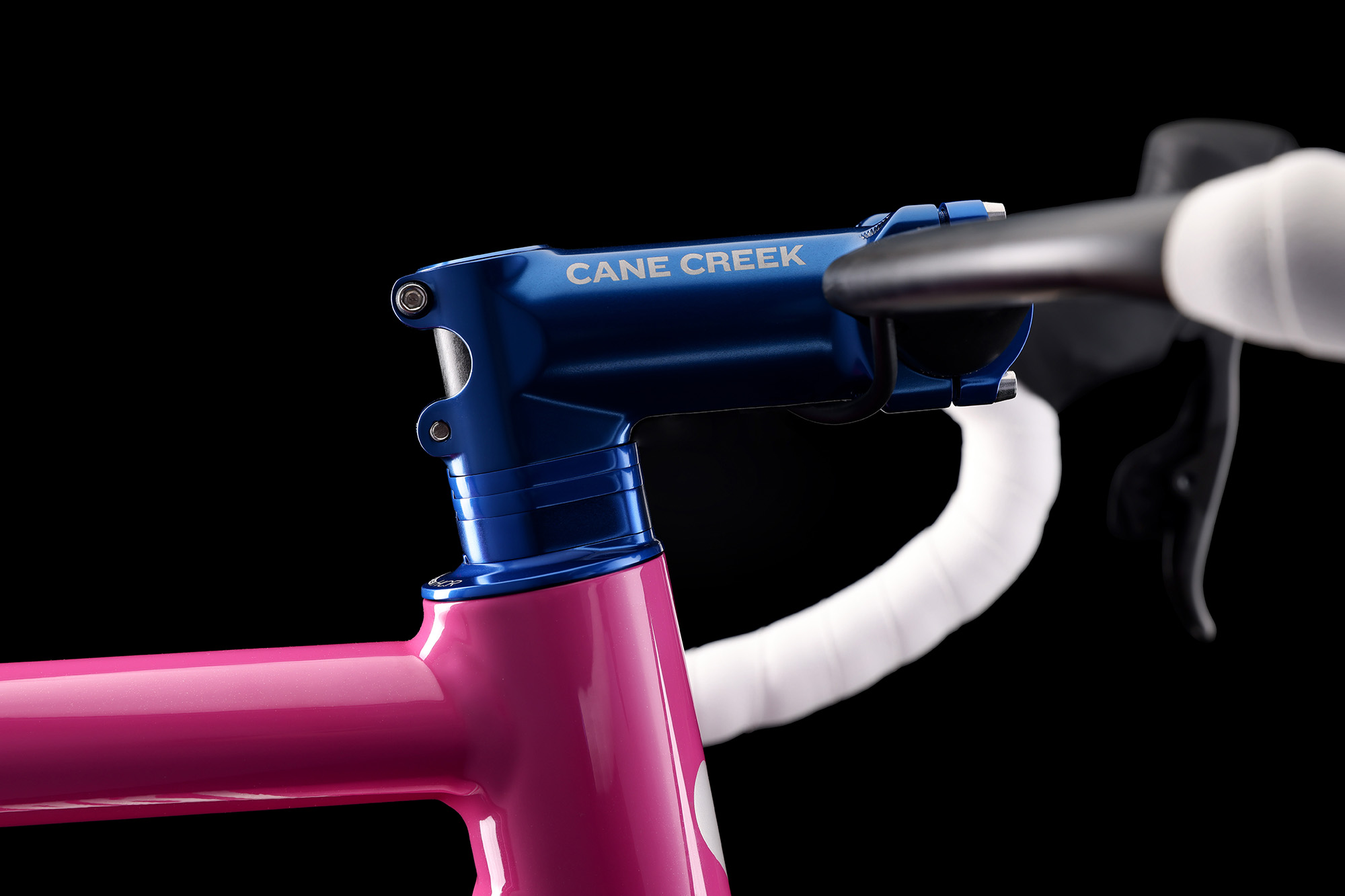 Cane Creek HCR Headset “Hidden Cable Routing” | The Radavist | A group ...