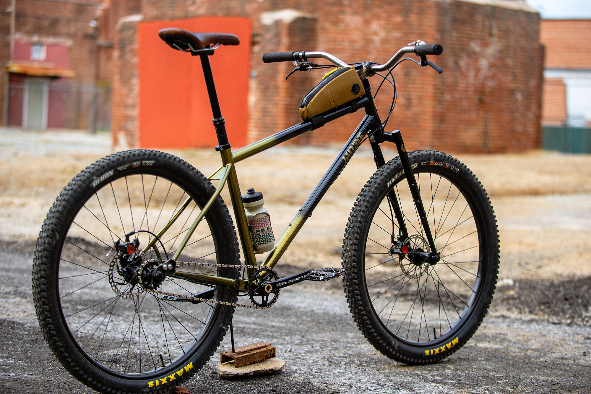 Readers’ Rides: Jason’s Rigid Single-Speed Wilde Dark Star MTB | The Radavist | A group of ...