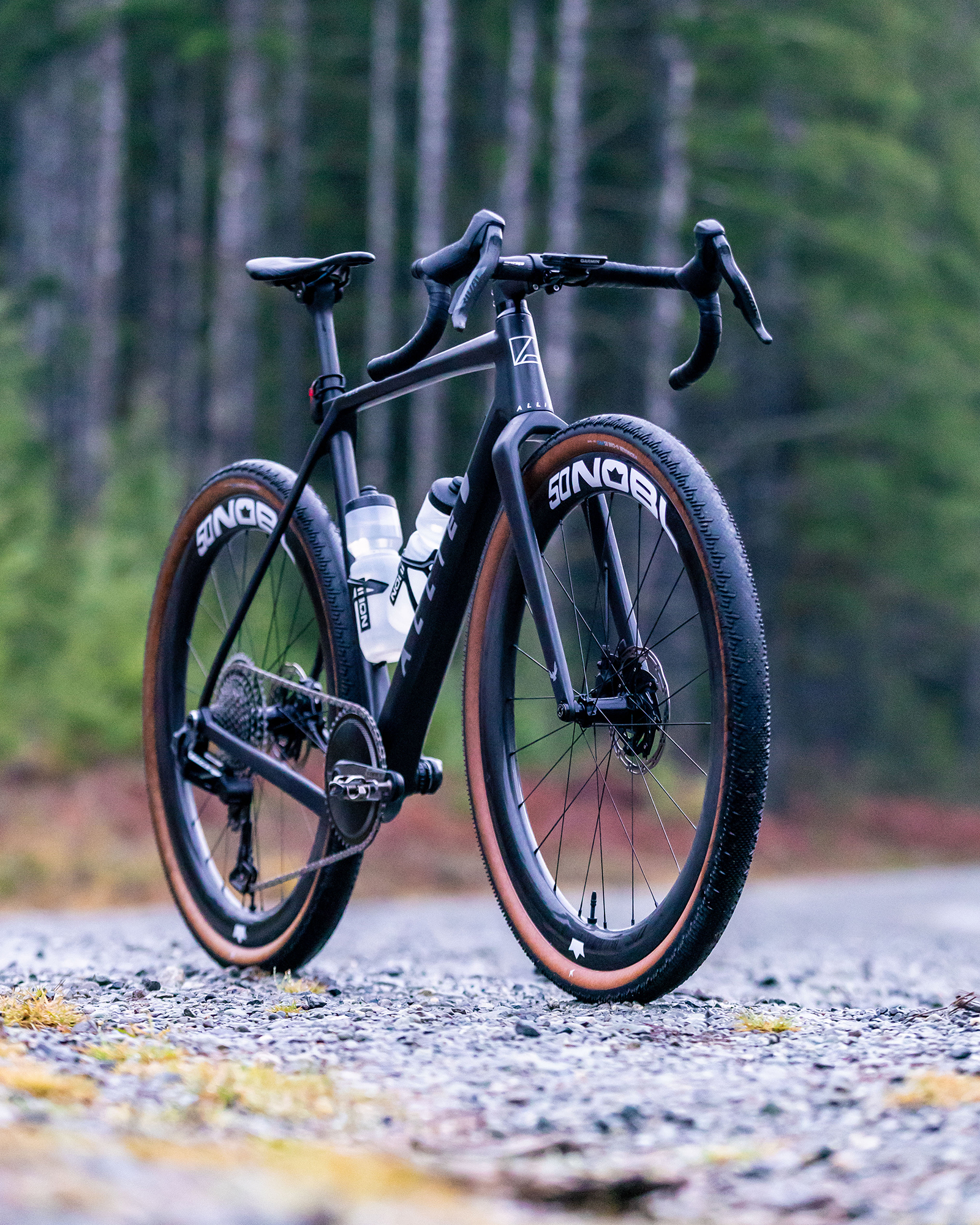 Nobl Wheels Far40 and 50 Gravel Wheels | The Radavist | A group of ...