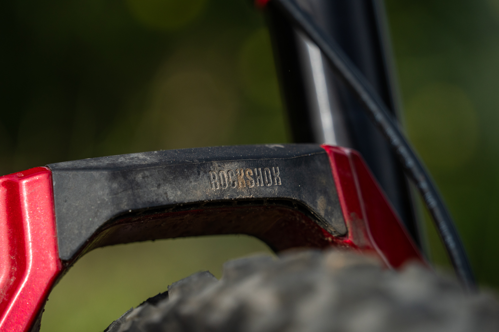 2027 RockShox Lyrik Review: Air Power – Travis Engel | The Radavist | A ...