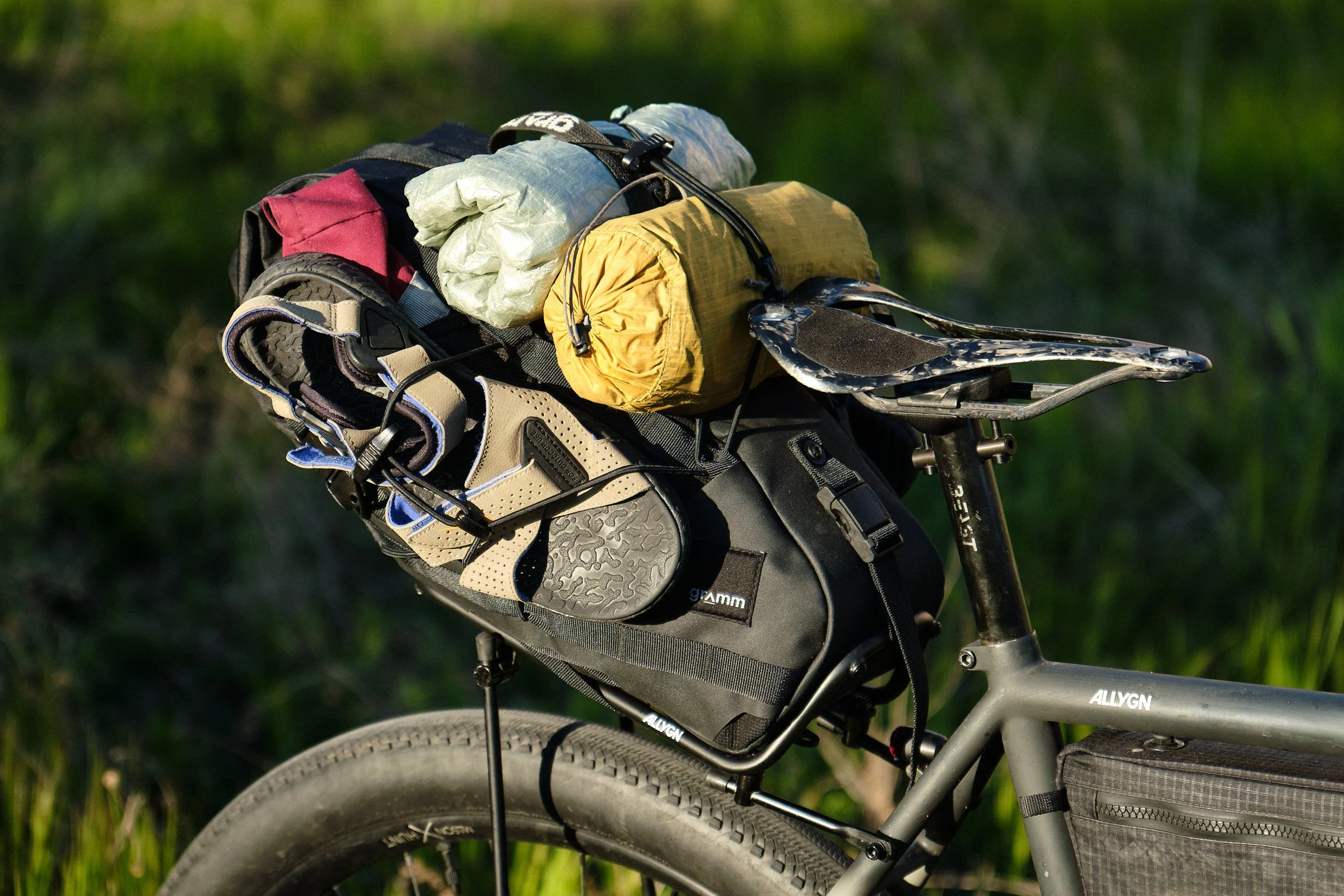 The Gramm Diamond Back Pack is 12 Liters | The Radavist | A group of ...
